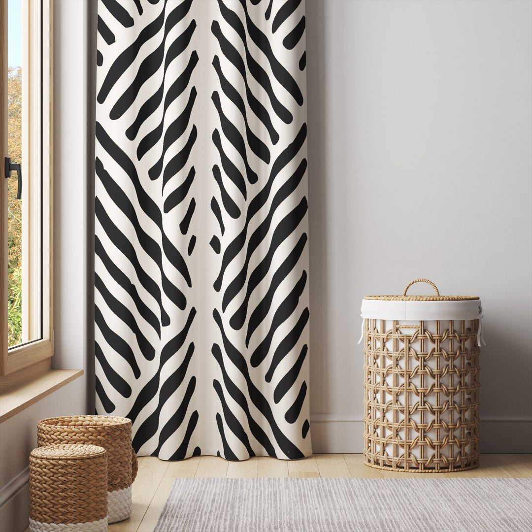 Scandinavian Geometric Black White Blackout Window Curtain DOUALA – Shapes Decor